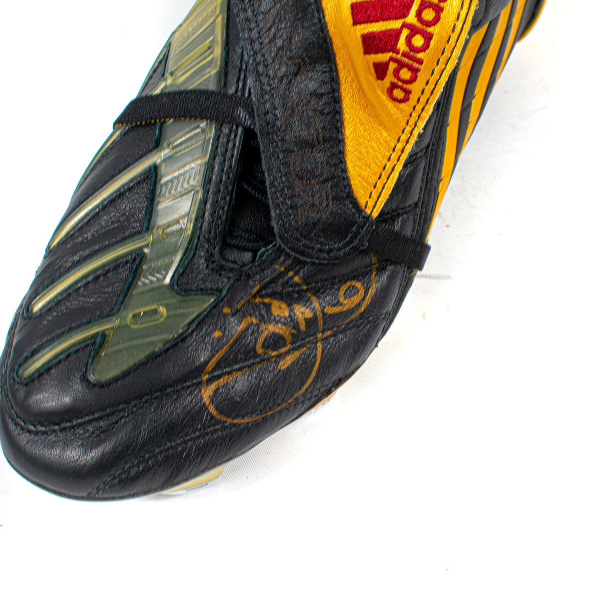 Xavi Hernandez Signed Adidas Predator Powerswerve SG – Classic Soccer ...