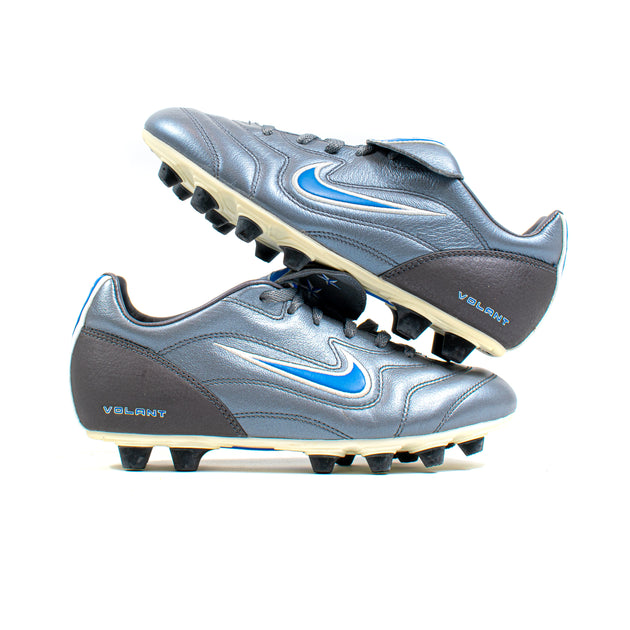 Tiempo – Classic Soccer Cleats